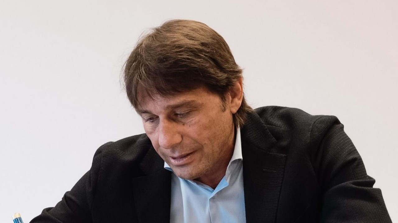 Antonio Conte's Hair Transplant: Expert Insights and Modern Techniques ...